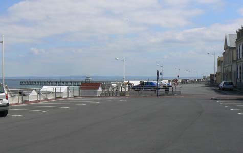 Luc sur Mer,photos and guide to the town in Normandy