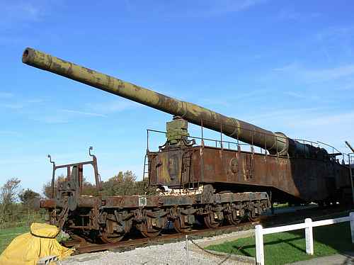 The WWll railway gun,Northern France,photos of the gun